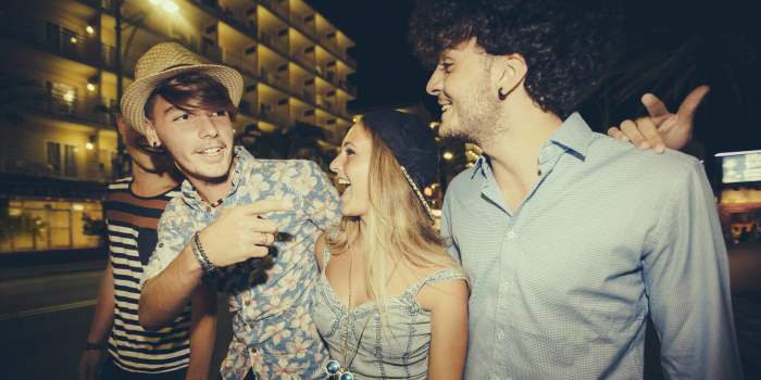 How To Stay Safe On Your Big Night Out · Student Edge News