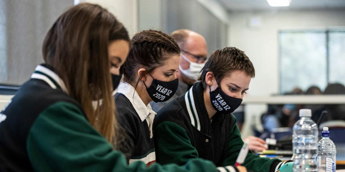 How to Cope With COVID Lockdowns and Restrictions While Studying ...